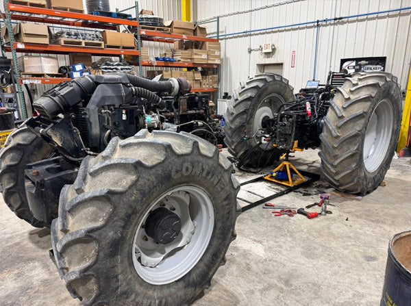 Deutz Tractor Split Into Quarters – FennigEquipment